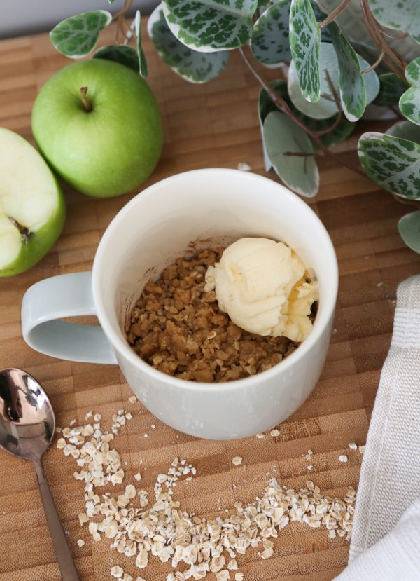 Microwave Apple Crumble in a Mug in just 3 Minutes!